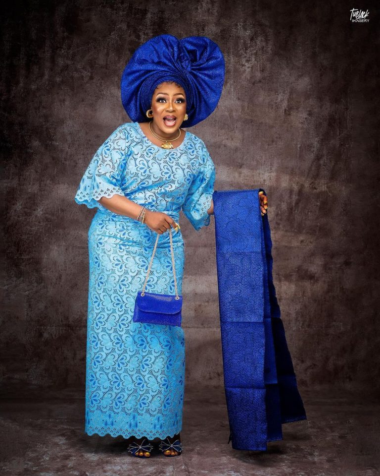 Liz Da Silva Celebrates 44th Birthday With Stunning Photos